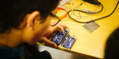 Arduino Board Tutorial for Hackerspace Beginners